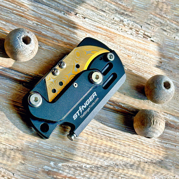 Stinger Dog Tag Blade, Folding Pocket Knife, Utility Knife, Car Window Braker - Stinger Survival ...